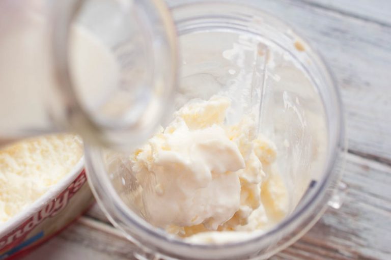 Easter milkshake | Easter freakshake | Our Wabi Sabi Life