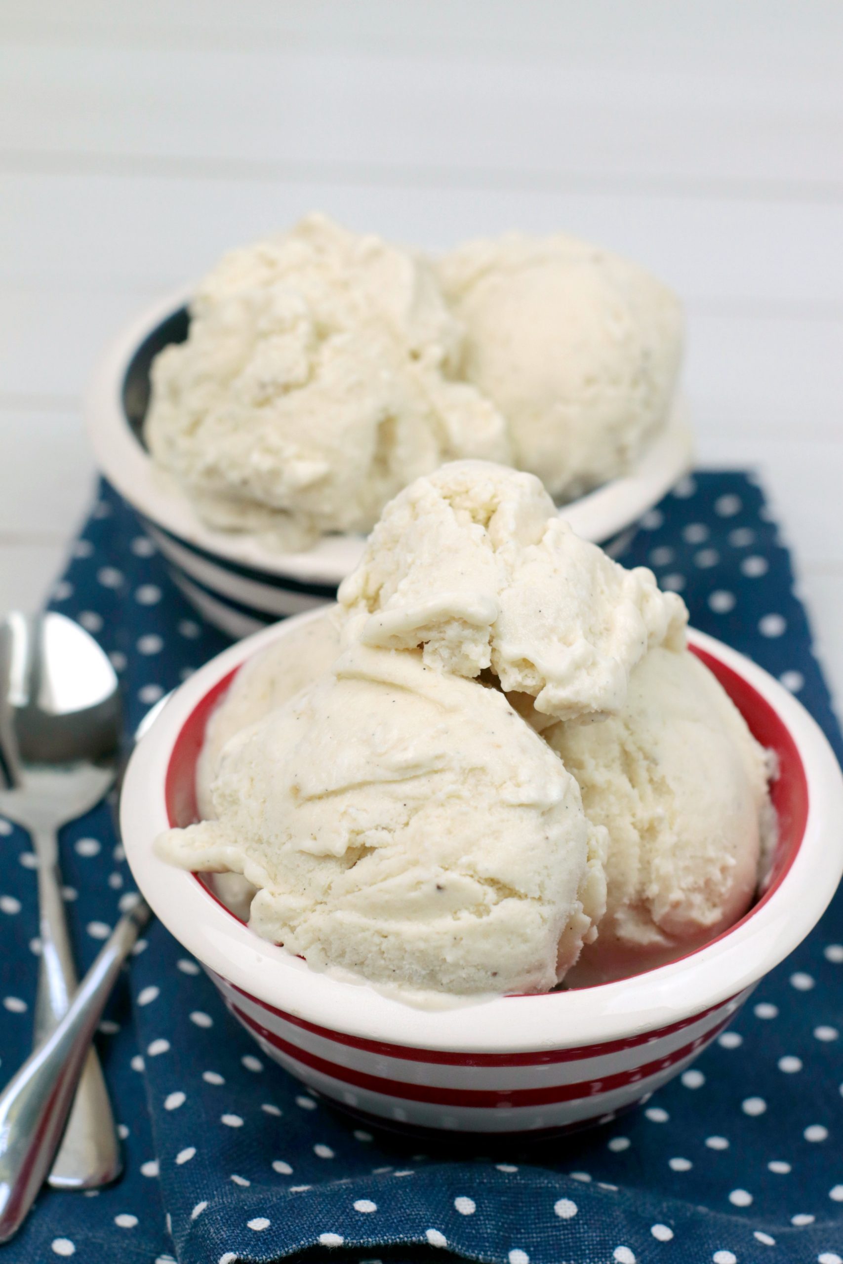 Easy No Churn WW Vanilla Bean Raspberry Ice Cream