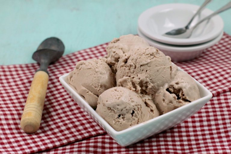 🍦 Cool Off with Homemade Ice Cream Made at Home - Our WabiSabi Life