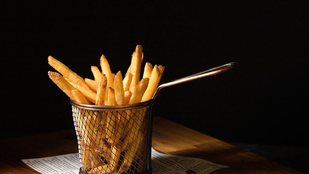 8 Dishes a Line Cook Says You Should Always Order When Eating at a ...